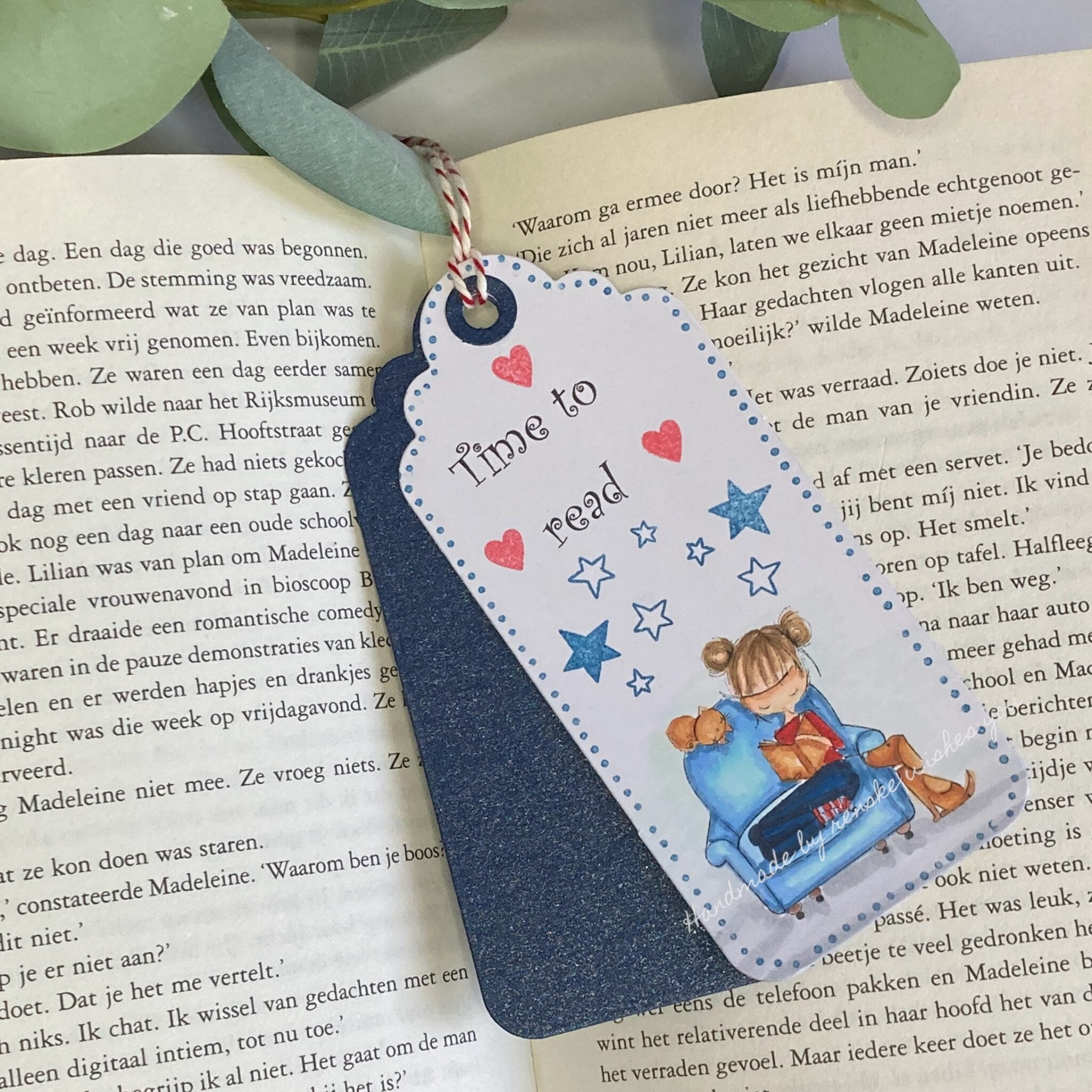 Easy Handmade Bookmark Tutorial: Craft Your Own Literary Gem | Renske ...